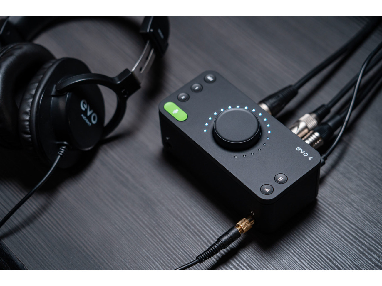 AUDIENT EVO4 - INTERFEJS AUDIO USB 2 wejścia/2 wyjścia - Riff.net.pl